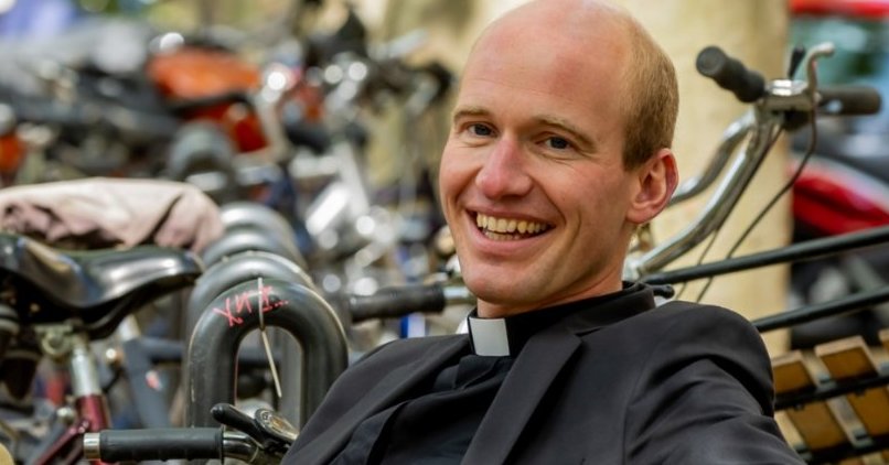 Dr. Christian Jasper wird als Münster-Kaplan eingeführt